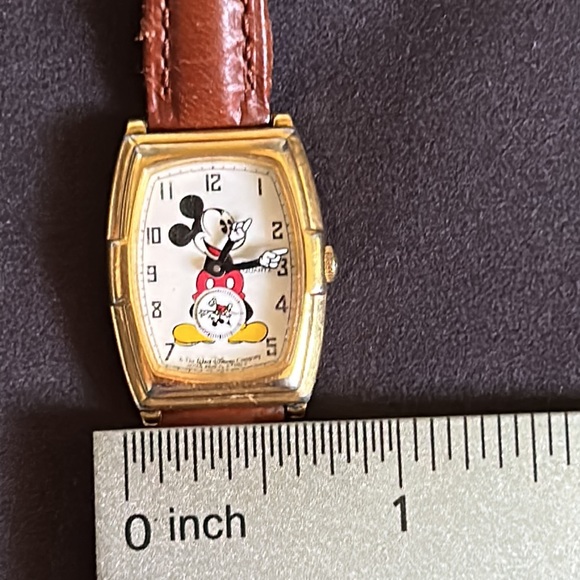Disney | Accessories | Walt Disney Seiko Quartz Mickey Mouse Watch ...
